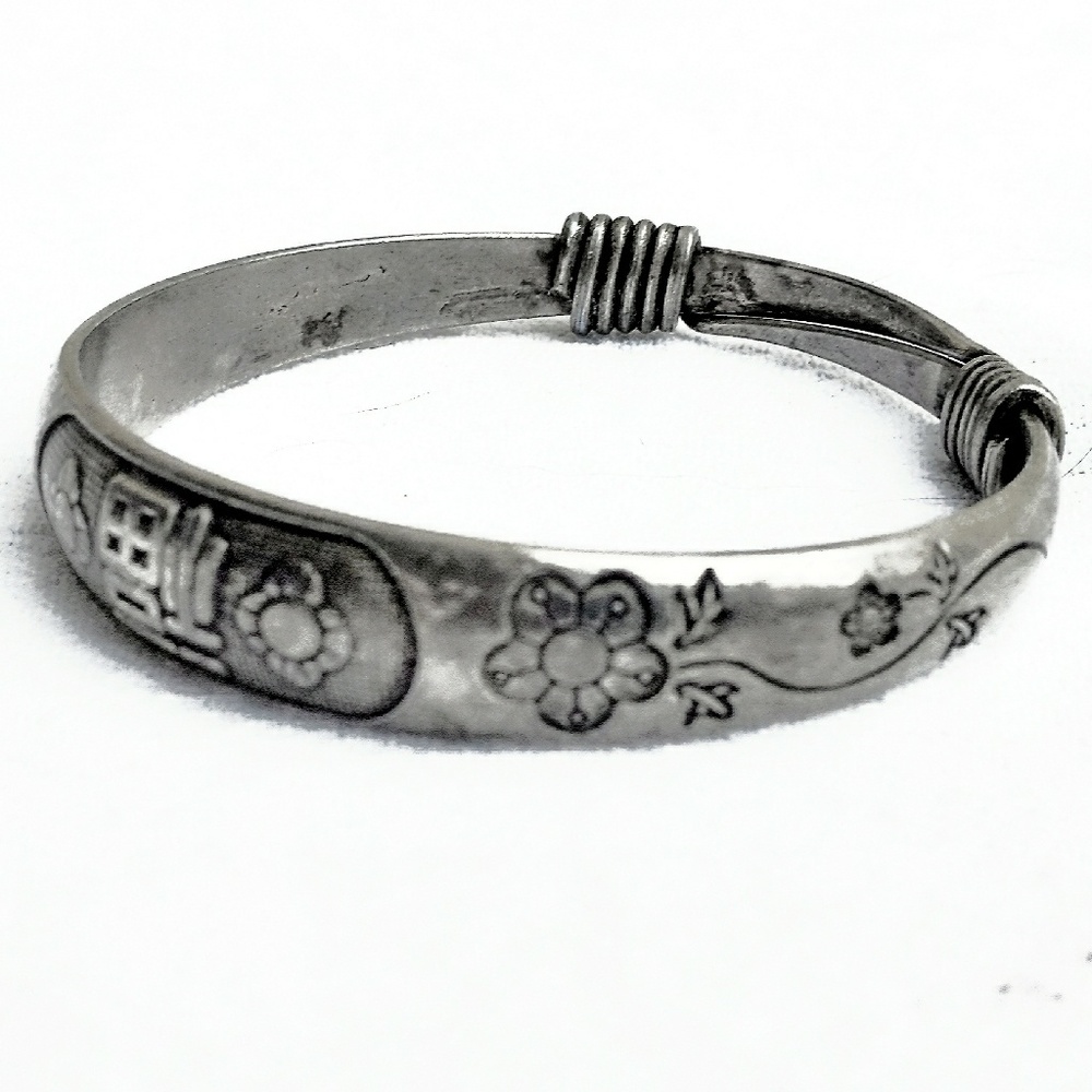 Antique Chinese Sterling Silver Bangle Bracelet - Gem